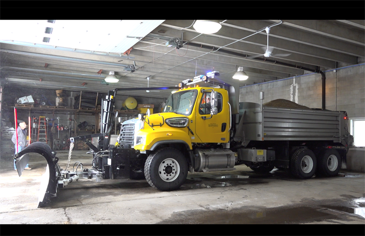 Road crews battle ice in north-central Neb. - SANDHILLS - NEWS CHANNEL ...