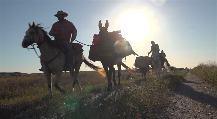 Nebraska trail ride: Cowboys journey hundreds of miles on horseback ...